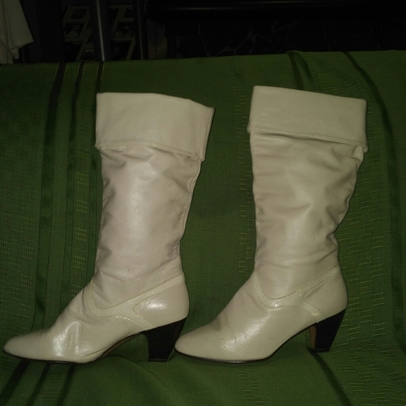 Joyce | Shoes | Joyce Wind Womens Boots White Size 75 W | Poshmark